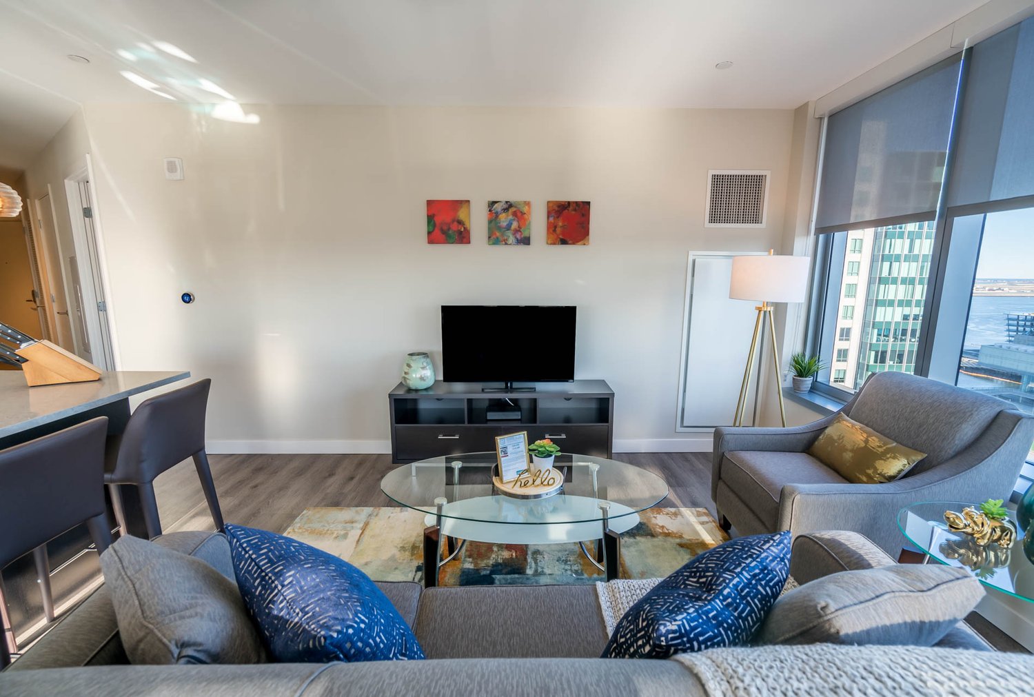 How to Make Your Short-Term Apartment Feel Like Home